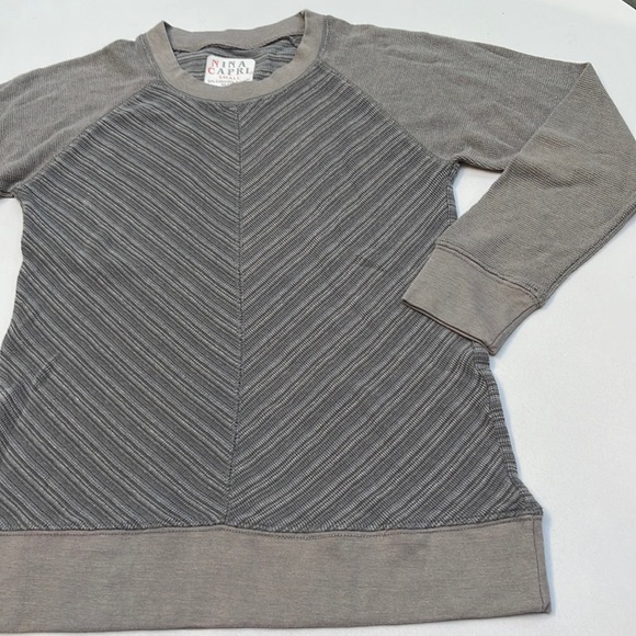 Nina Capri | Tops | Nina Capri Gray Sweatshirt | Poshmark
